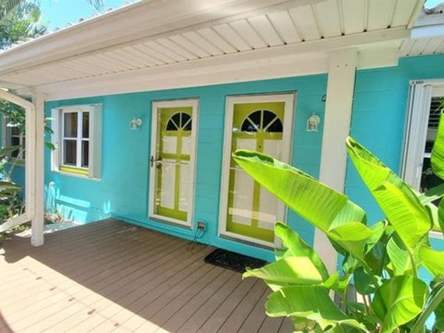 256 144th Ave, Madeira Beach, FL 33708