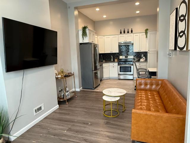 256.5 Fairmount Ave, Unit 1, Jersey City, NJ 07306 | MLS #250009 | Compass