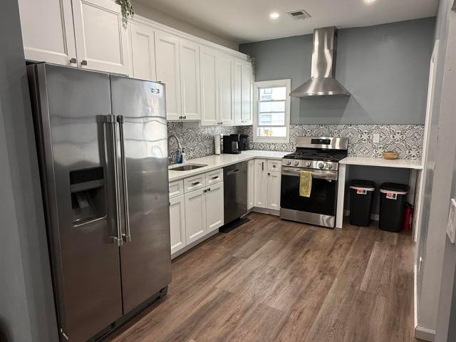 256.5 Fairmount Ave, Unit 2, Jersey City, NJ 07306 | MLS #250009 | Compass