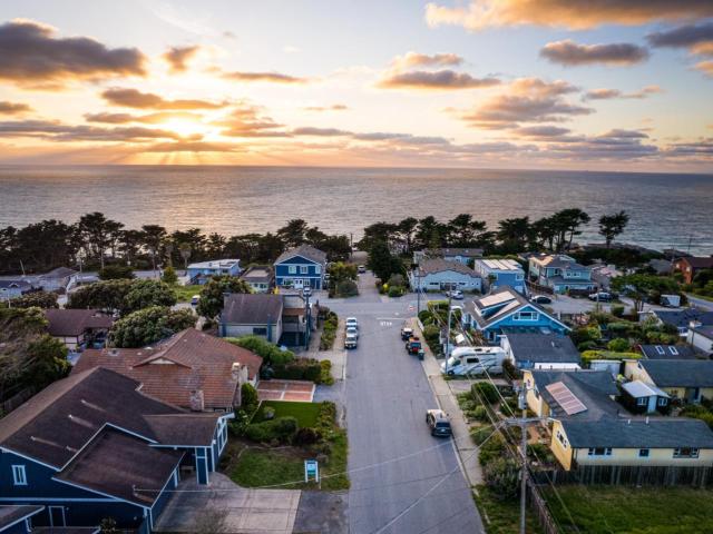 256 6th Street