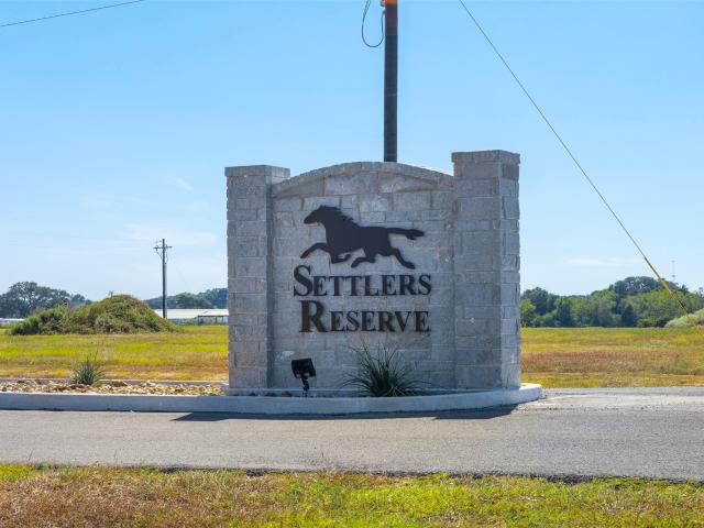 256 Cove Bend Drive LOT 48