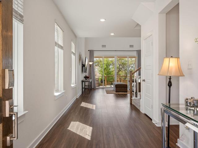256 Comfort Maple Lane