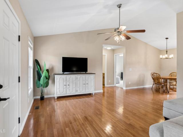 256 Cambridge Grove Way