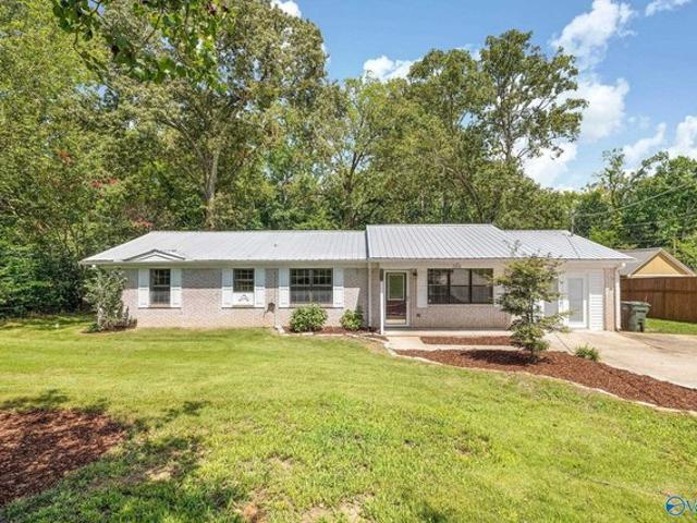 256 Canadian Dr, Scottsboro, AL 35769