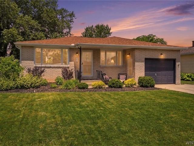 256 Claudette Ct, Depew, NY 14043