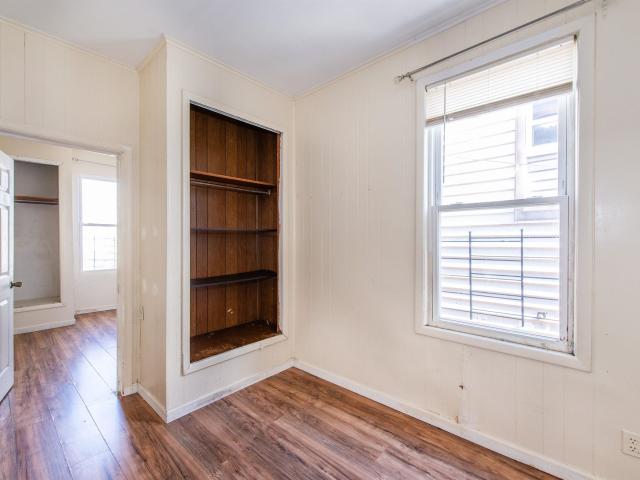256 Clinton Ave