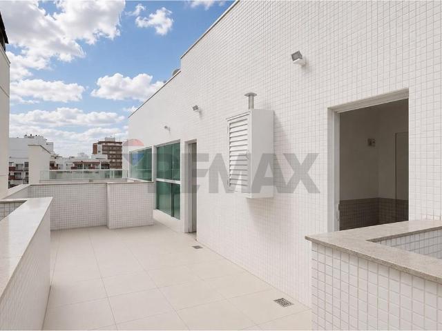 256 Área Útil Apartamento Alugar, 4 Dormitórios localizado em São Mateus, Juiz de Fora, Minas Gerais, 36016390 | Brasil