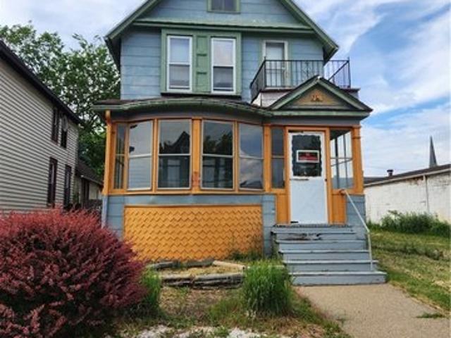 256 Auburn Ave, Buffalo, NY 14213