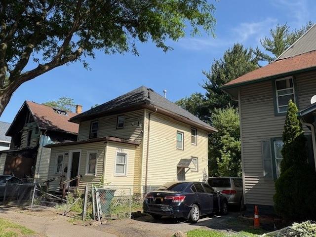 256 Avenue D