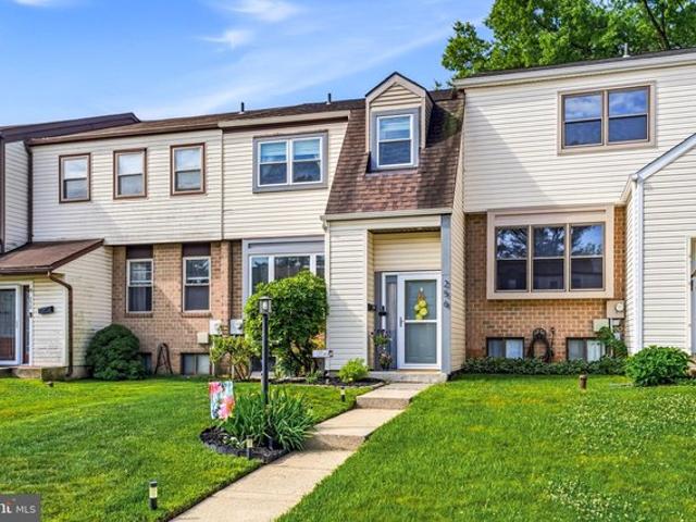 256 Birch Dr, Lafayette Hill, PA 19444