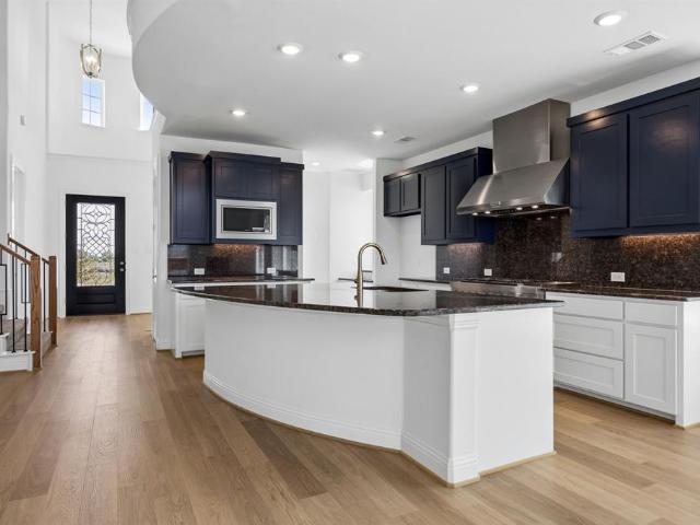 256 Golden Run Drive