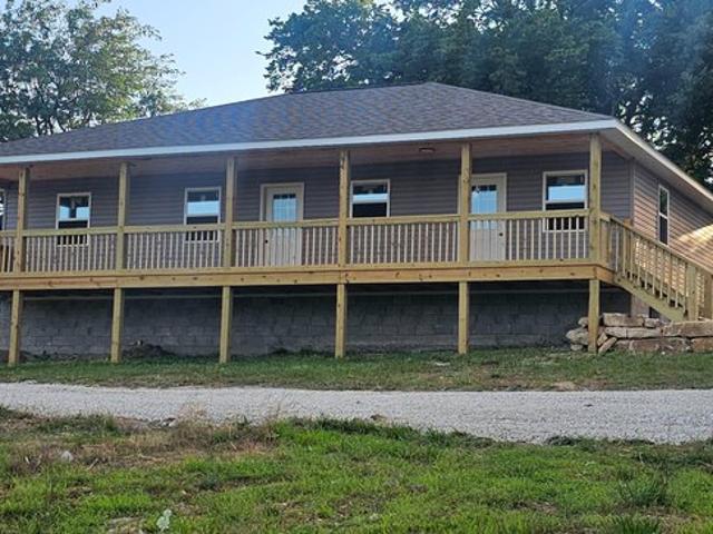 256 Foxden Dr, Gainesville, MO 65655