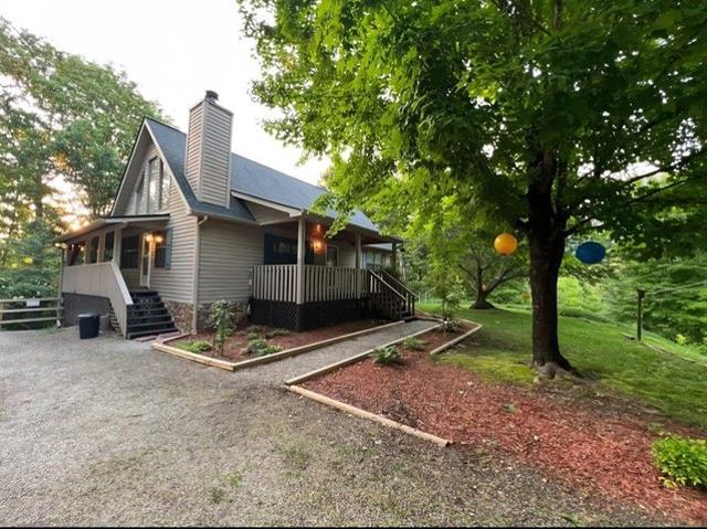 256 High Top Ln, Andrews, NC 28901