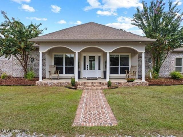 256 Old Creek Rd, Picayune, MS 39466