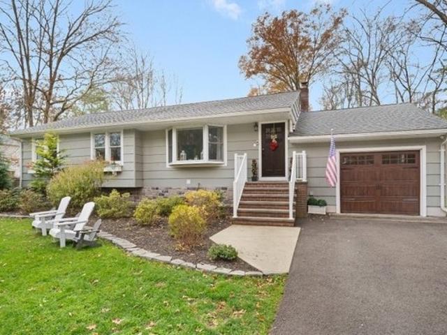 256 Old Forge Rd, Long Hill Township, NJ 07946