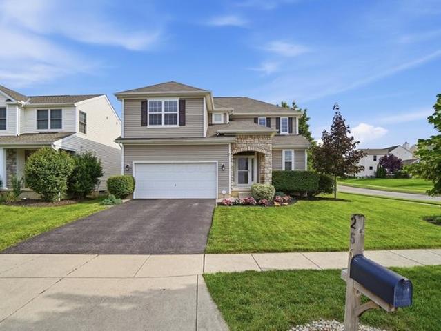 256 Olentangy Meadows Dr, Lewis Center, OH 43035