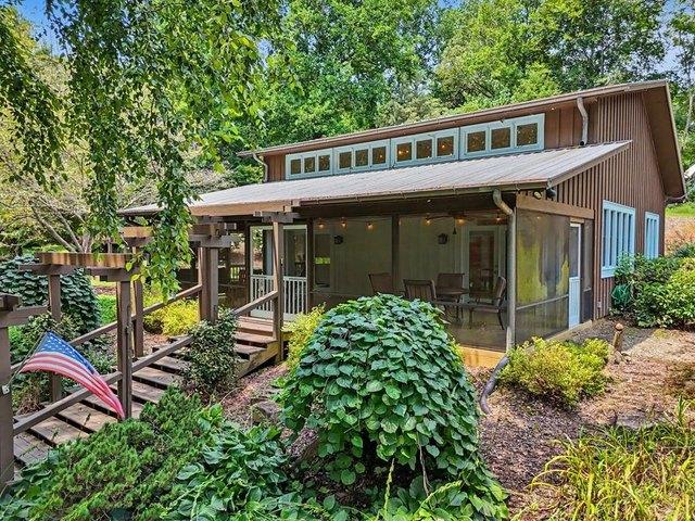 256 Low Gap Rd, Hayesville, NC 28904