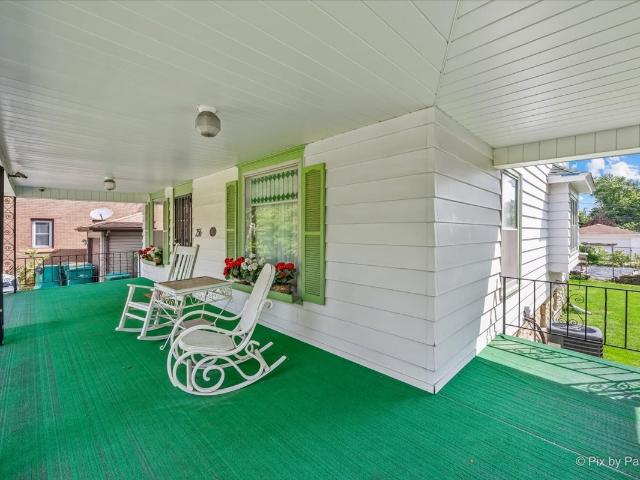 256 N Raynor Avenue