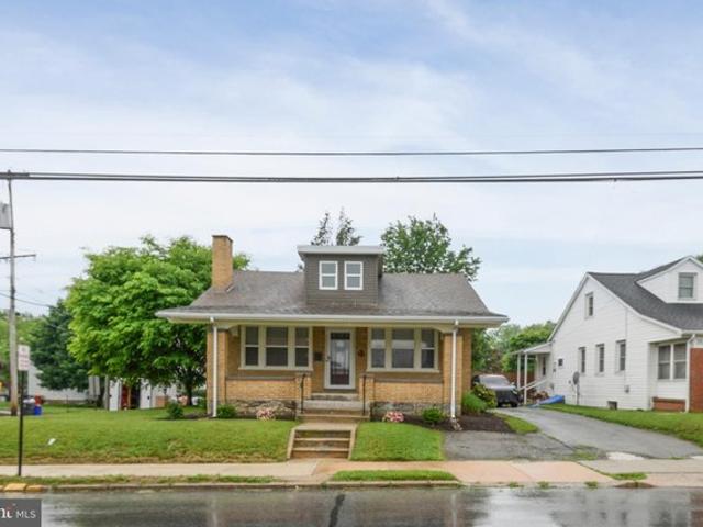 256 S 5th St, Oxford, PA 19363