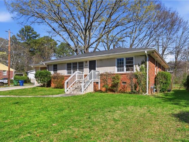256 Silver Springs Circle SW