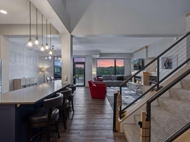 256 Spring Street # 413