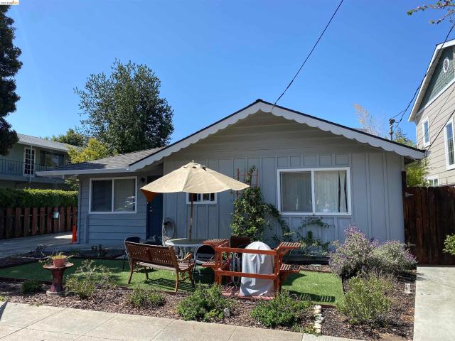 256 Pettis Ave