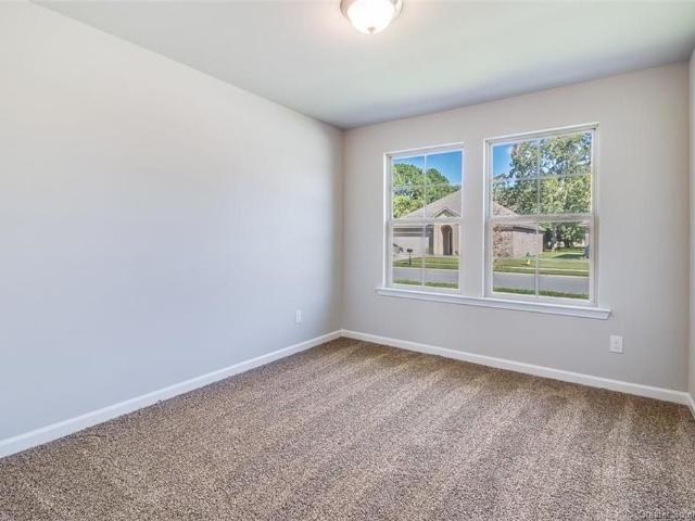256 Pipers Ln, Sulphur, LA 70665 | MLS #SWL26001 | Compass