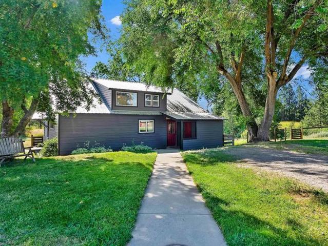 256 Roosevelt Rd, Bonners Ferry, ID 83805