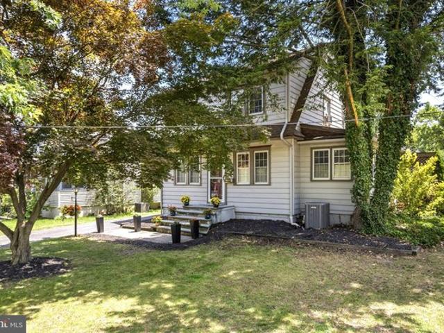 256 Rhoads Ave, Haddonfield, NJ 08033