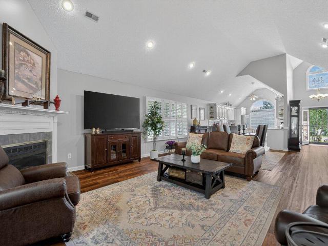 256 Ridge Lake Drive
