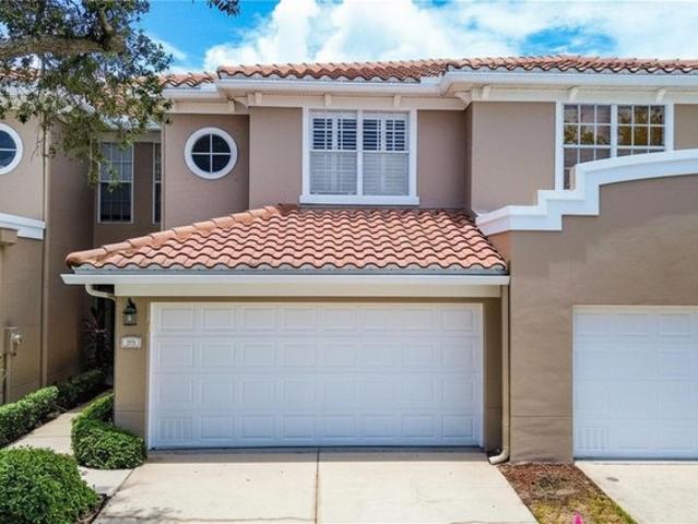 256 Valencia Cir, Saint Petersburg, FL 33716
