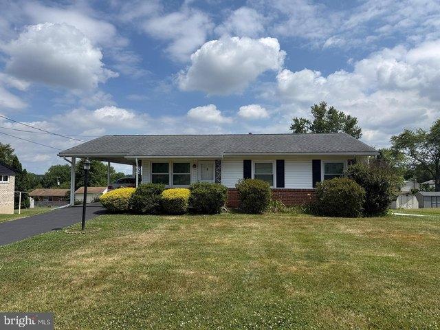 2574 Emig Mill Rd, Dover, PA 17315
