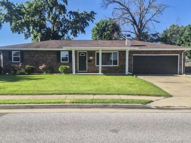 2574 Stratford Ln, Granite City, IL 62040