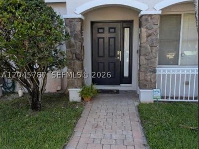 2574 SW 82nd Ave, Miramar, FL 33025