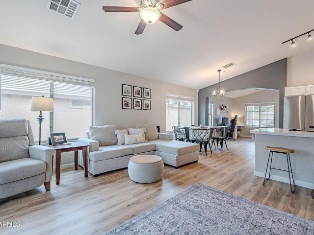 2574 W Sawtooth Way, San Tan Valley, AZ 85144 | MLS #7023