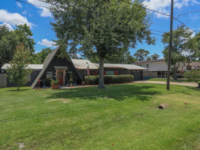 2575 Cliff Drive