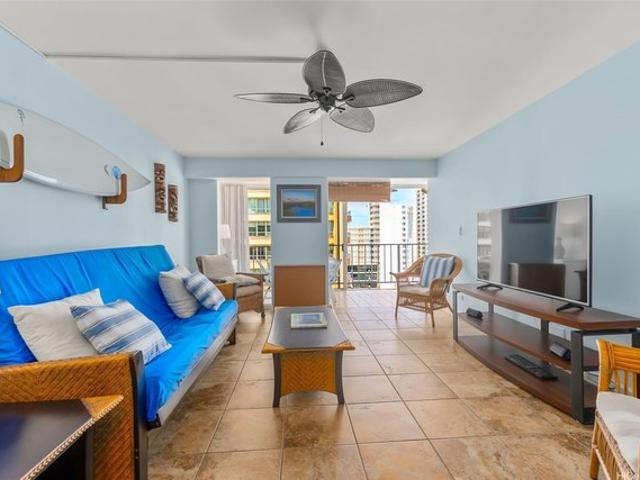 2575 Kuhio Ave Apt 1401, Honolulu, HI 96815