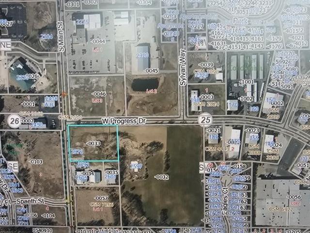 2575 S Main St, West Bend, WI 53095