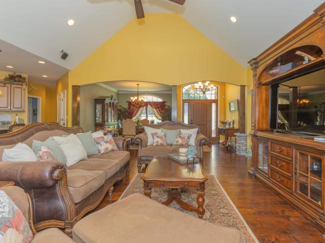 2575 Woodstone Lane