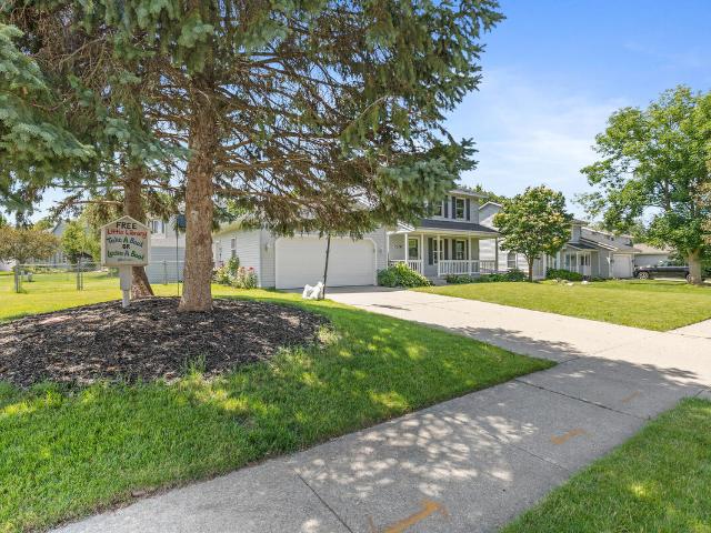2576 Mapleview Street