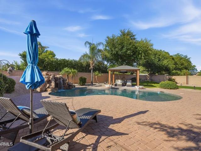 2576 E Westchester Dr, Chandler, AZ 85249