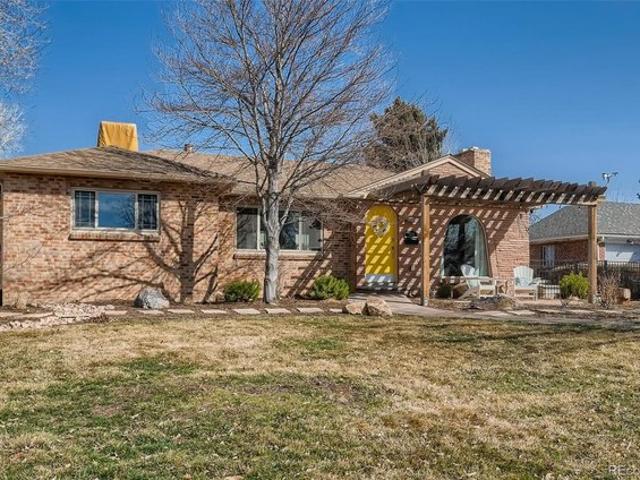 2576 Krameria St, Denver, CO 80207