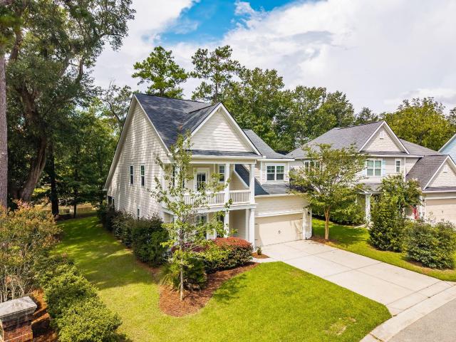 2576 Larch Lane