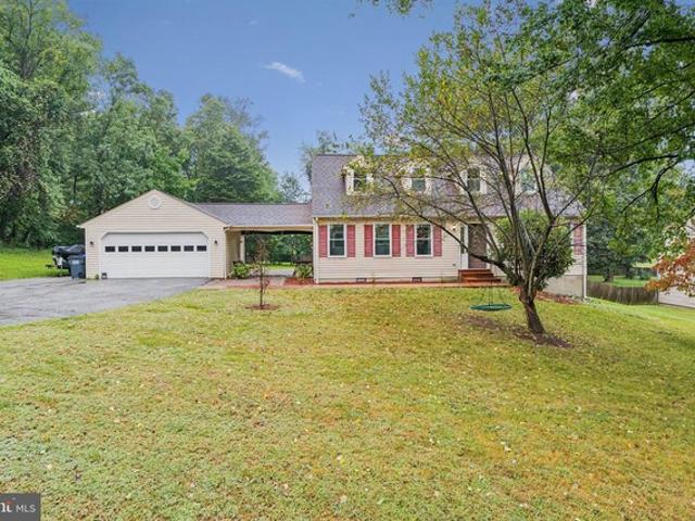 2577 Laurel Branch Dr, Waldorf, MD 20603