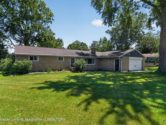 2578 Pine Tree Rd, Holt, MI 48842
