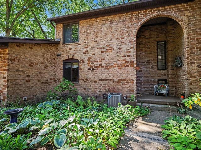 2579 Chatham Woods Drive