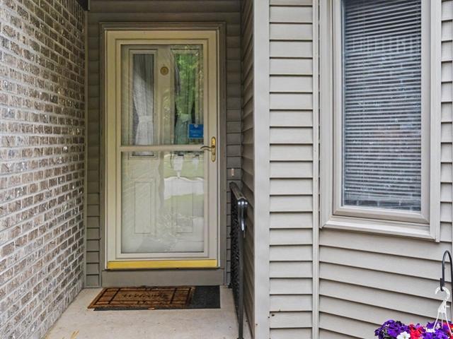 2579 Falcon Pointe Drive
