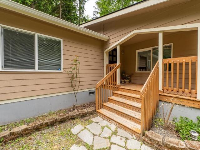 2579 Green Acres Lane