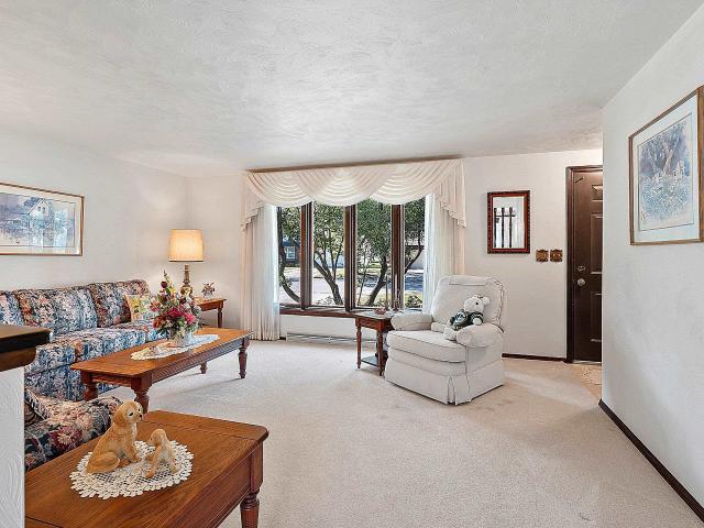 2579 van beek road