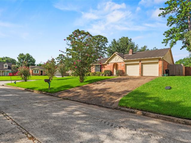 25703 Mill Pond Lane